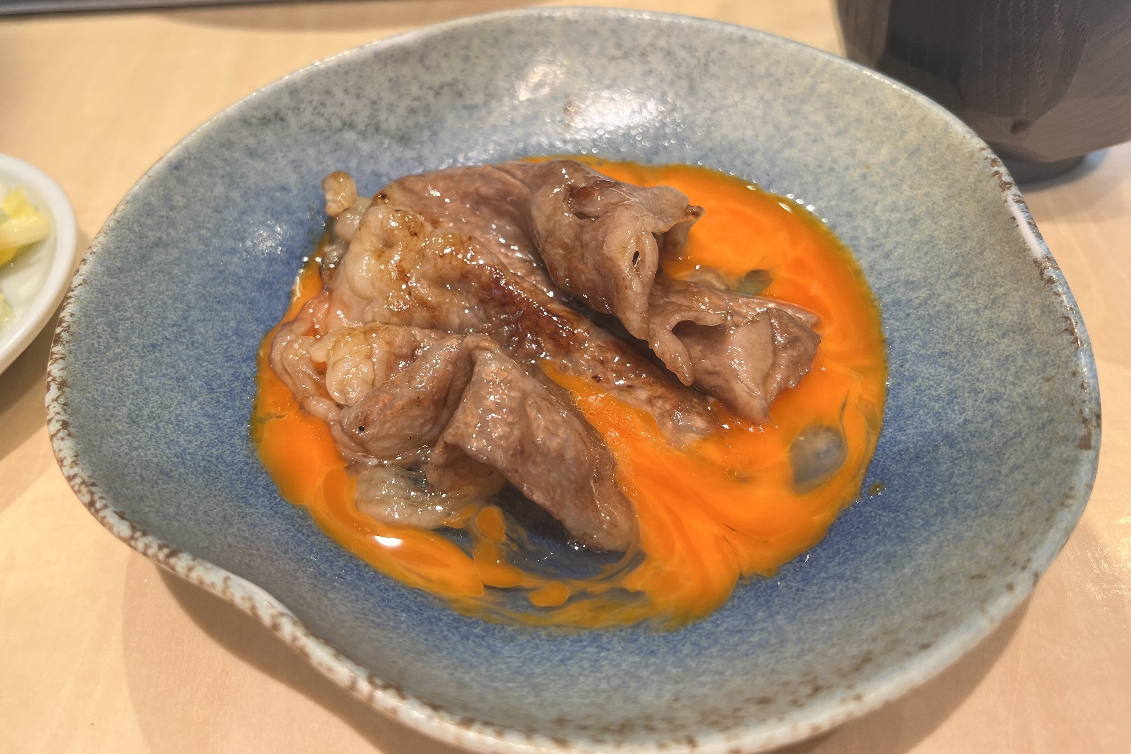 【レポ】具材は肉だけ！1人すき焼き専門店の元祖『すき焼き ちかよ』に行ってきた | ARETTO(アレット)